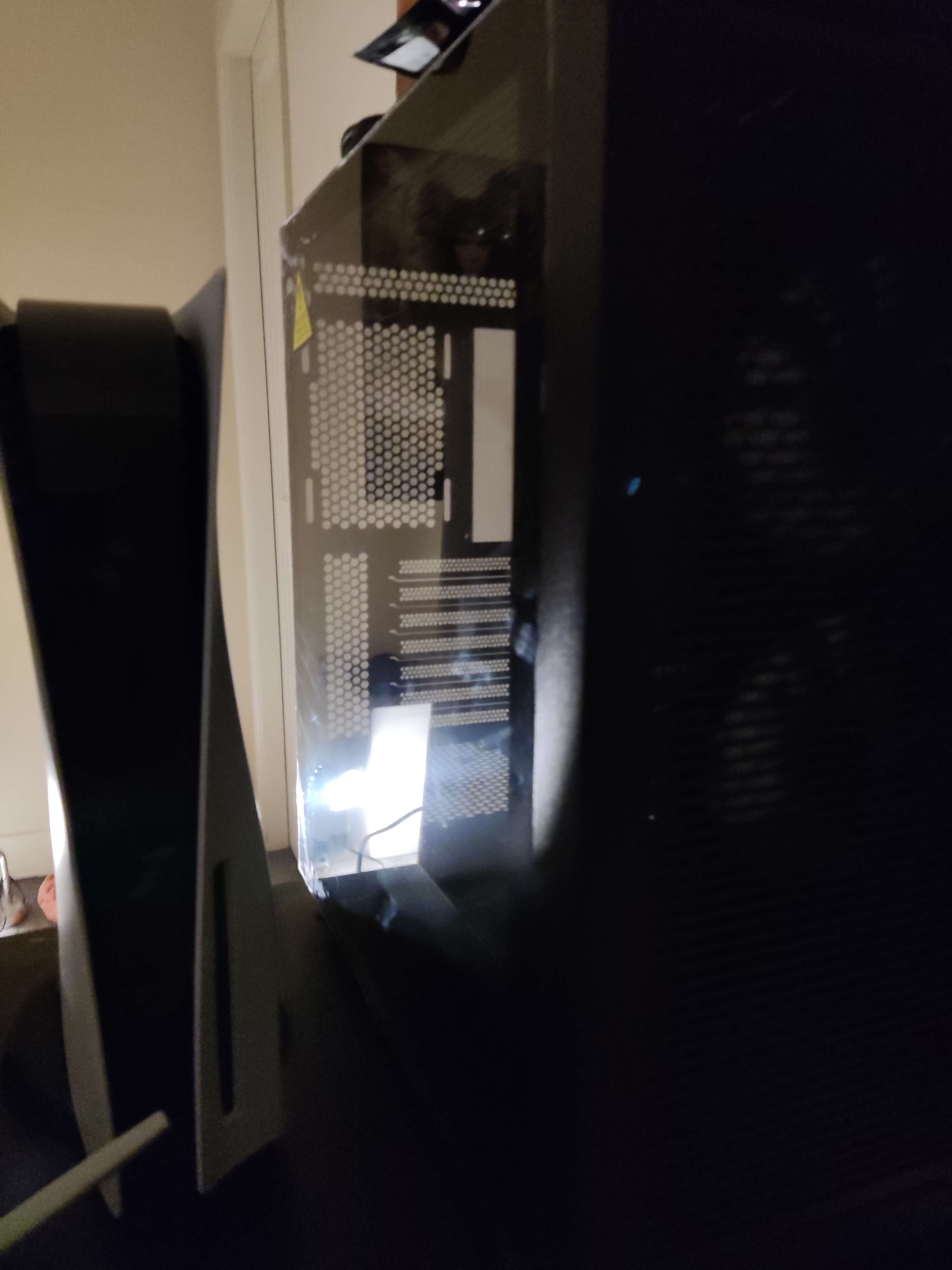 I thought the ps5 was big💀 - Sons Of | The Forest