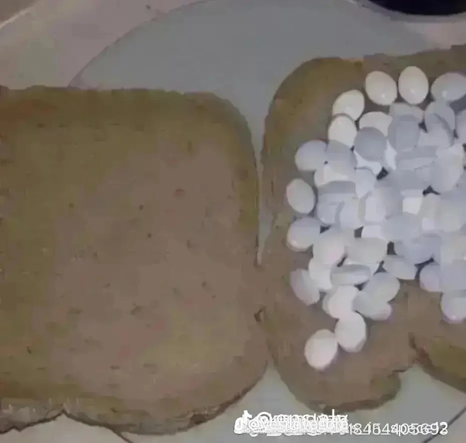 Yes, it's kelvin cutting trees - Sons Of | The Forest