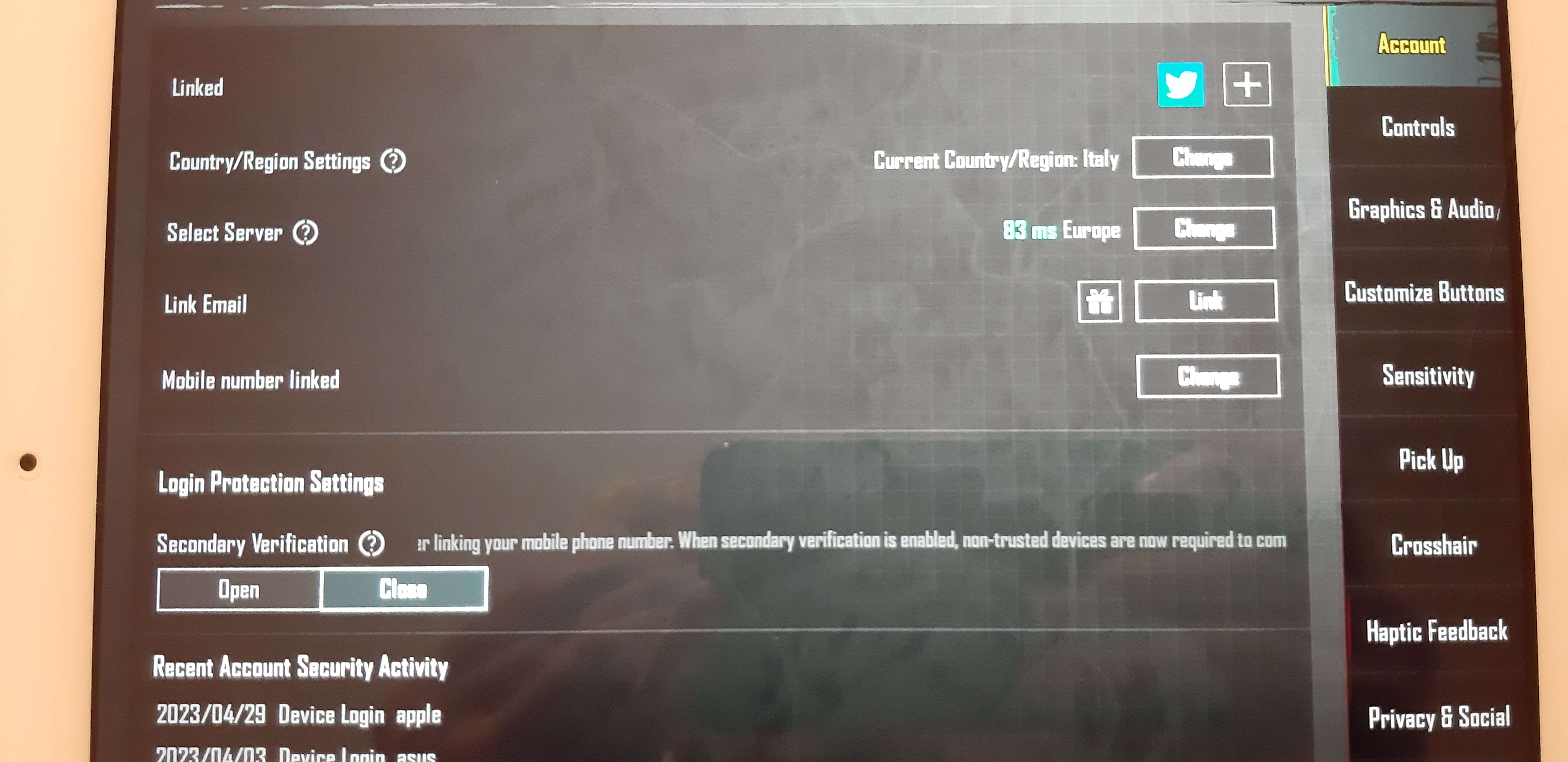 Please share a screenshot of the issue you have encountered, @Au is ...