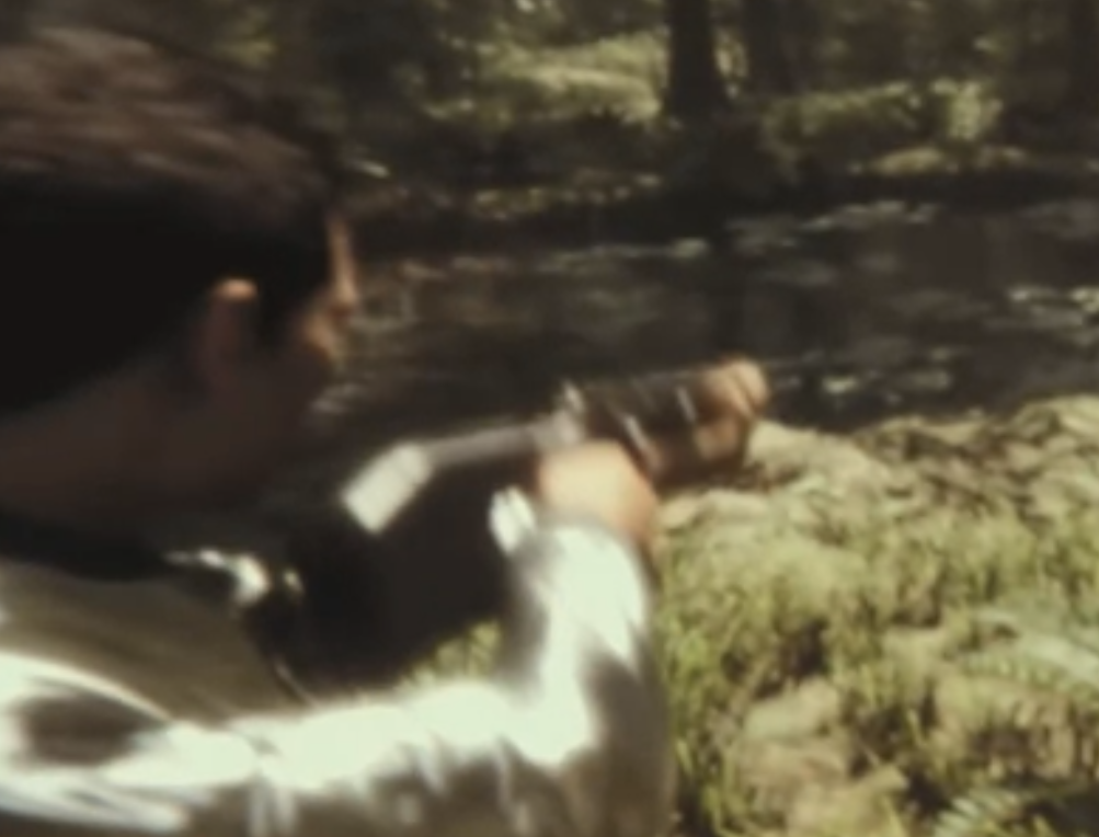 Jianyu has a no scope rifle - Sons Of | The Forest