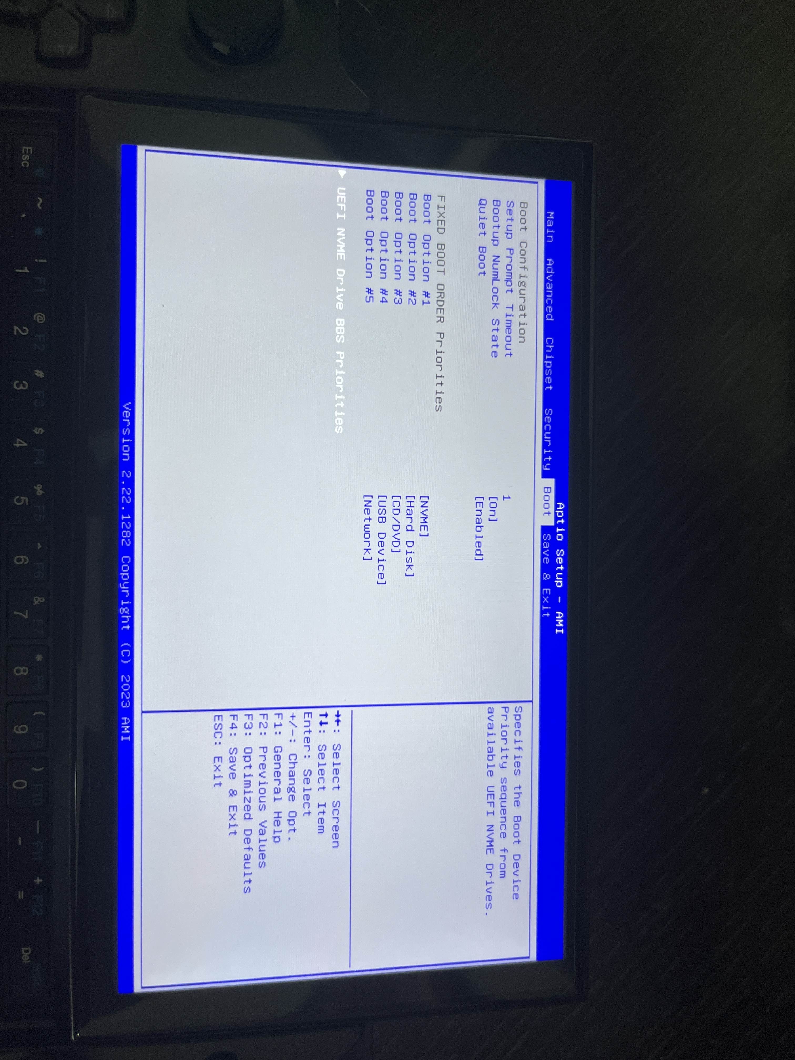 live linux iso or something like gparted live iso - Universal Blue