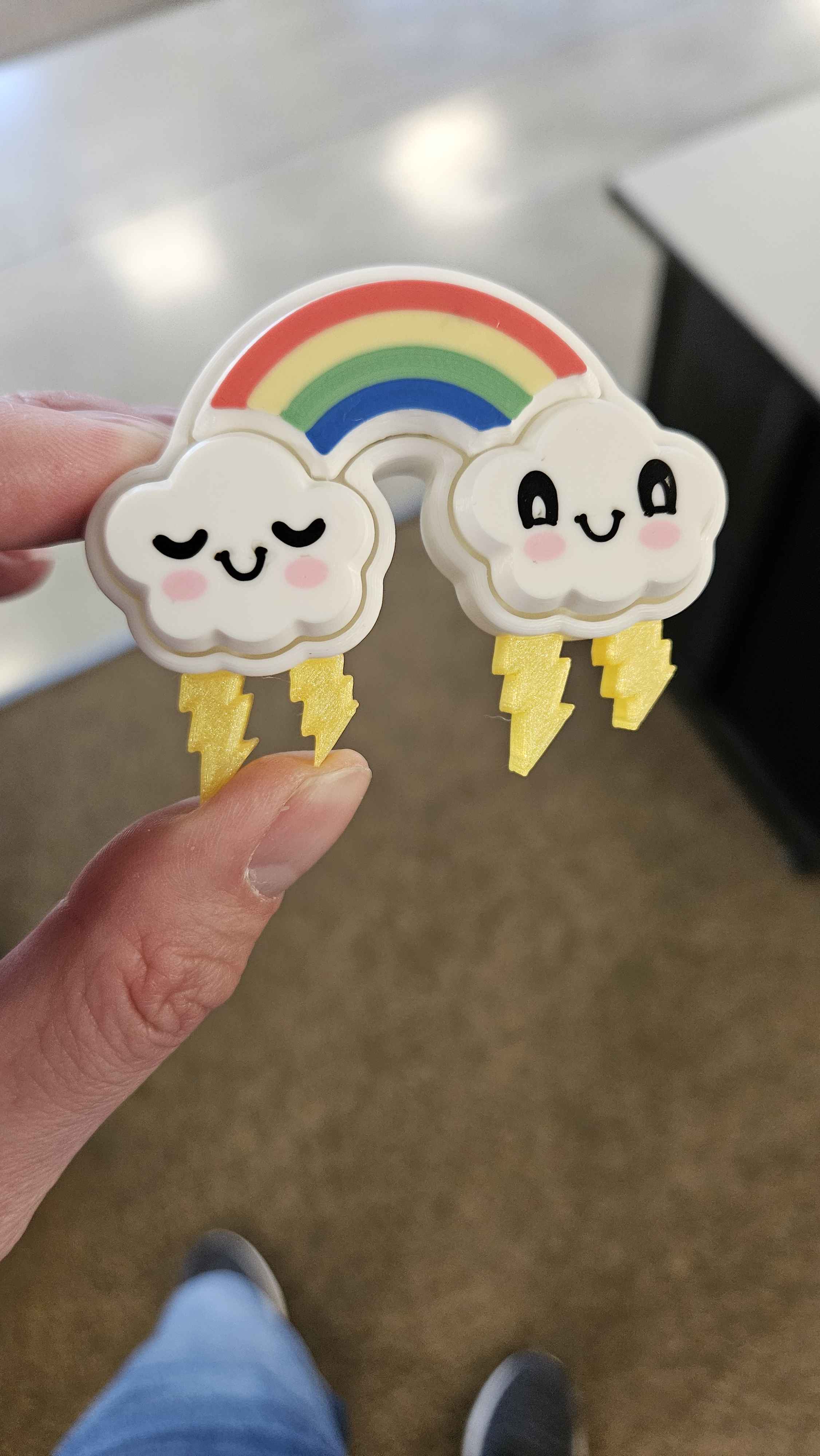 Hey guys, does anyone have an examples of prints in the Solar Flare PLA ...