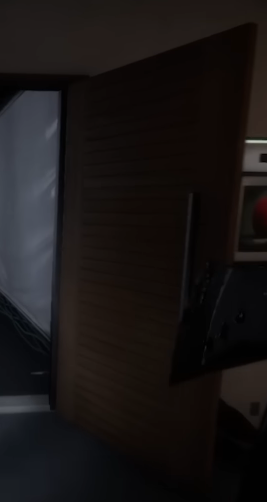 usually plating struts to get that extra detail - Sons Of | The Forest