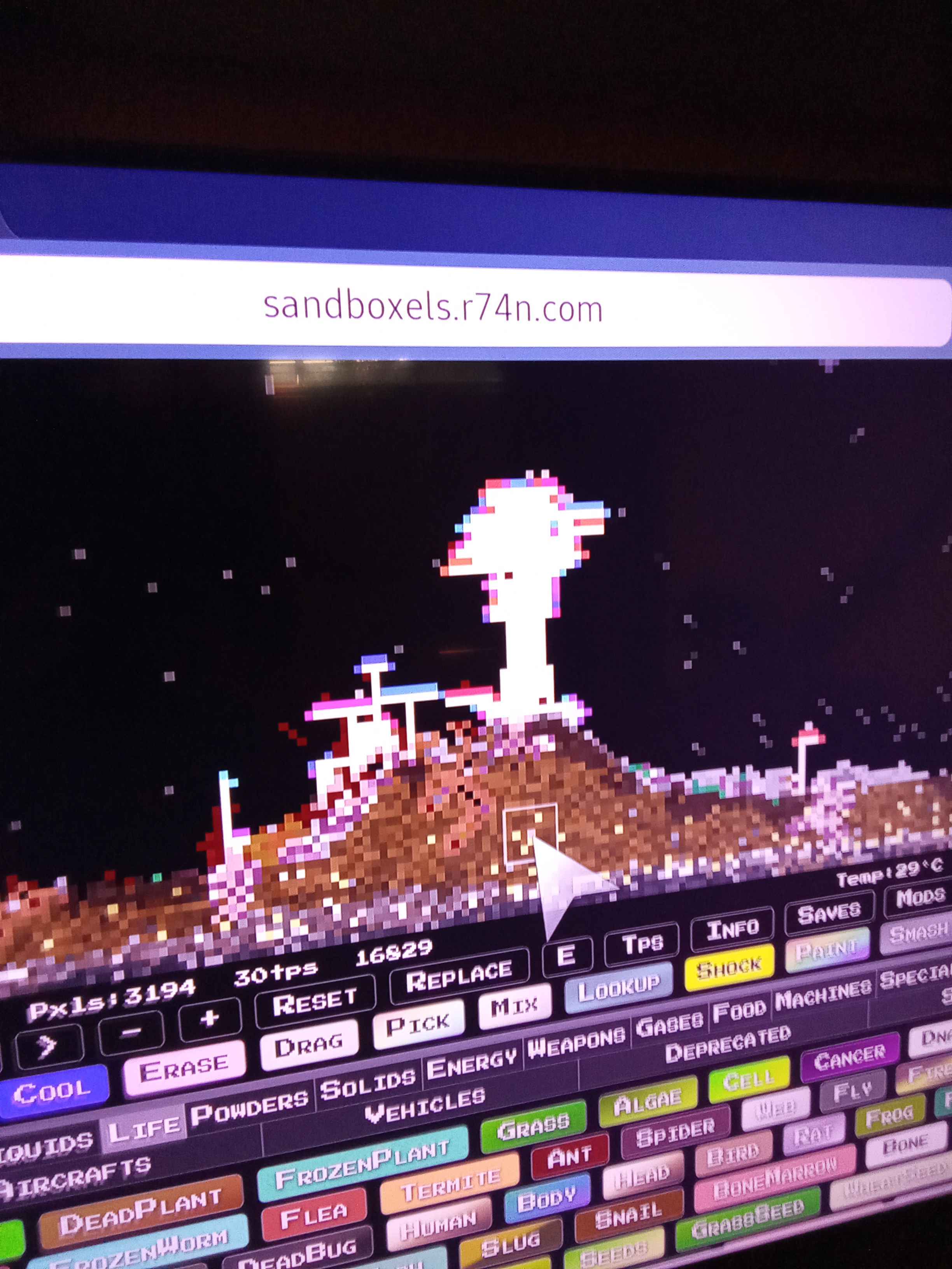 Unhealty food - 🚨 R74n / Sandboxels