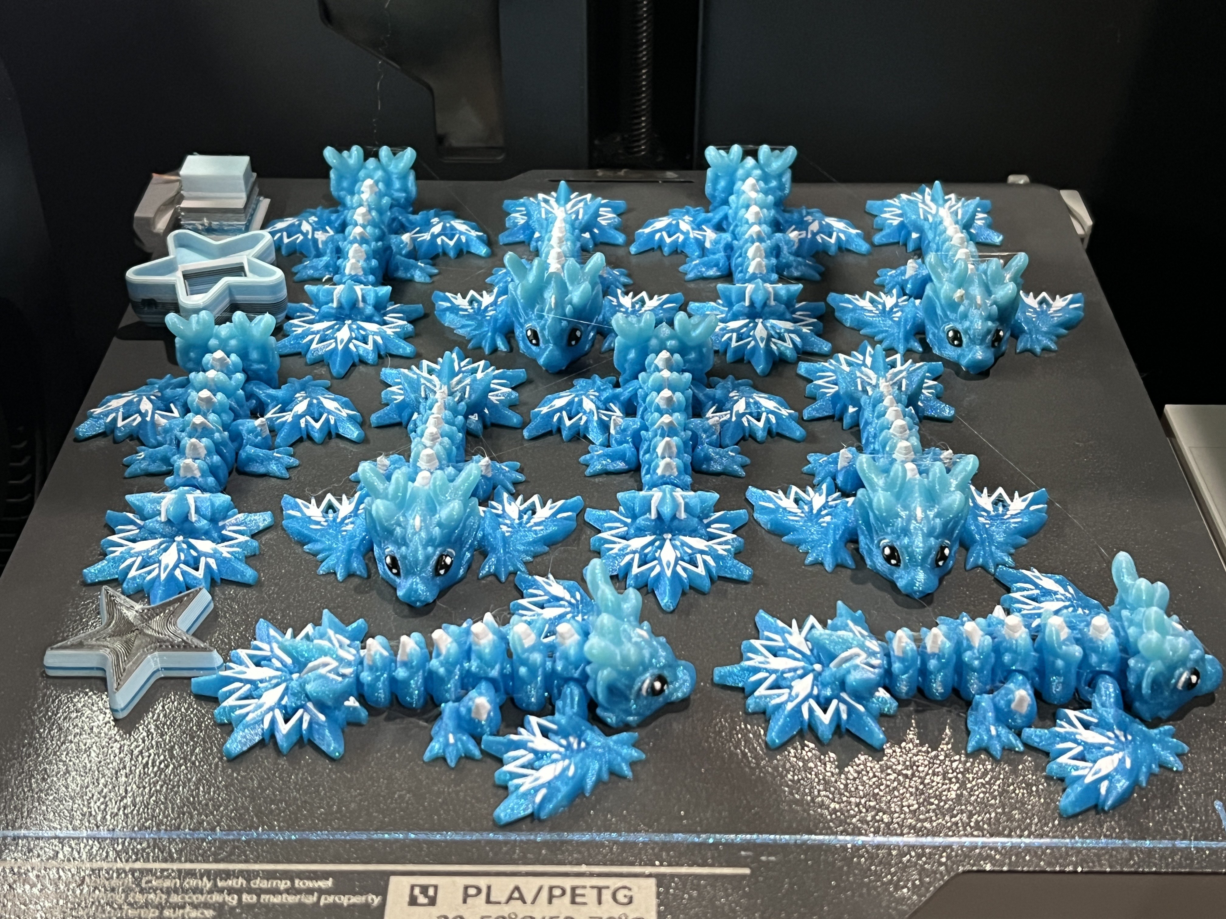 Anyone have close up shots of dark magic petg and at different angles ...
