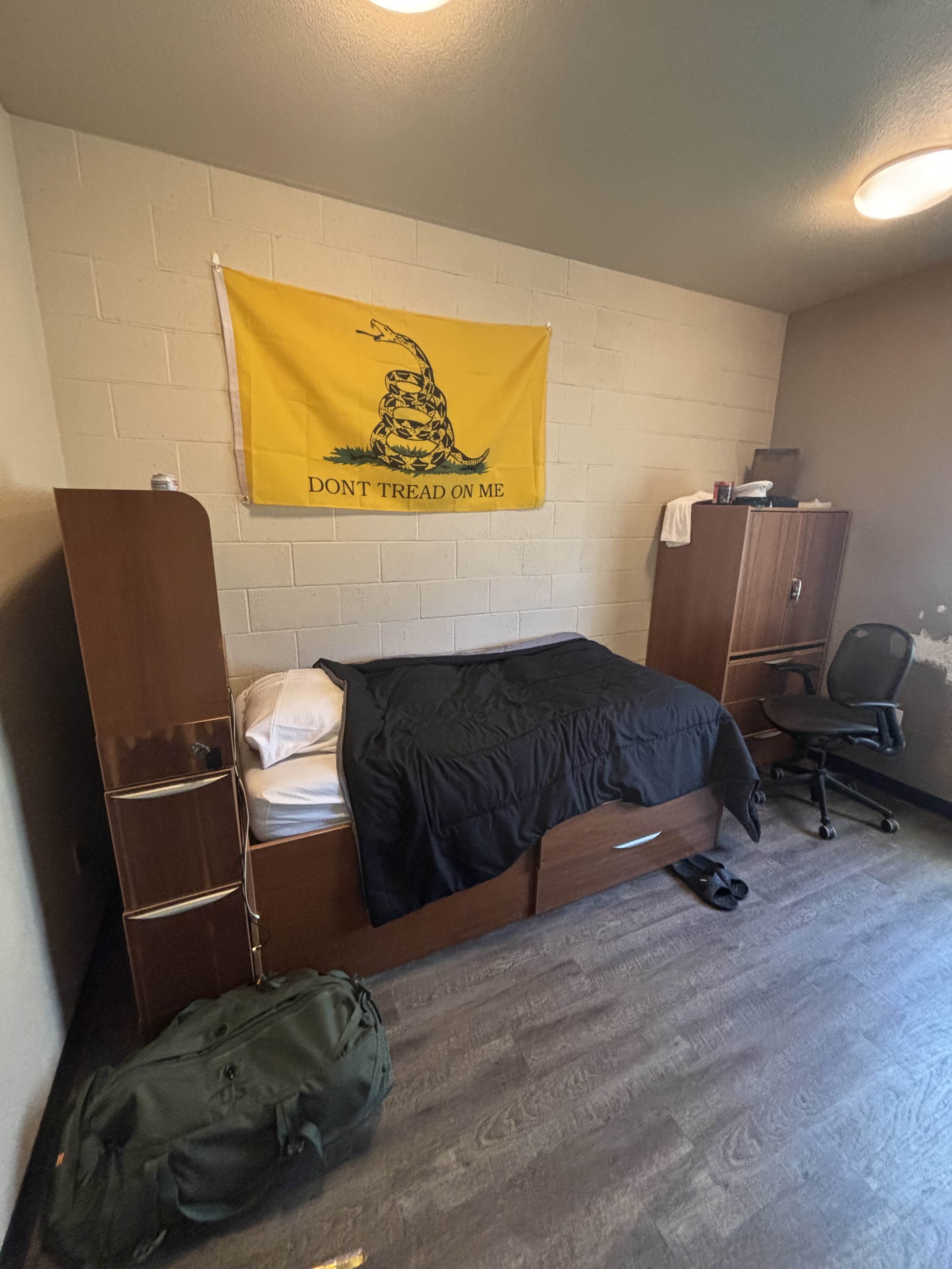 Sticky situation - VALORANT