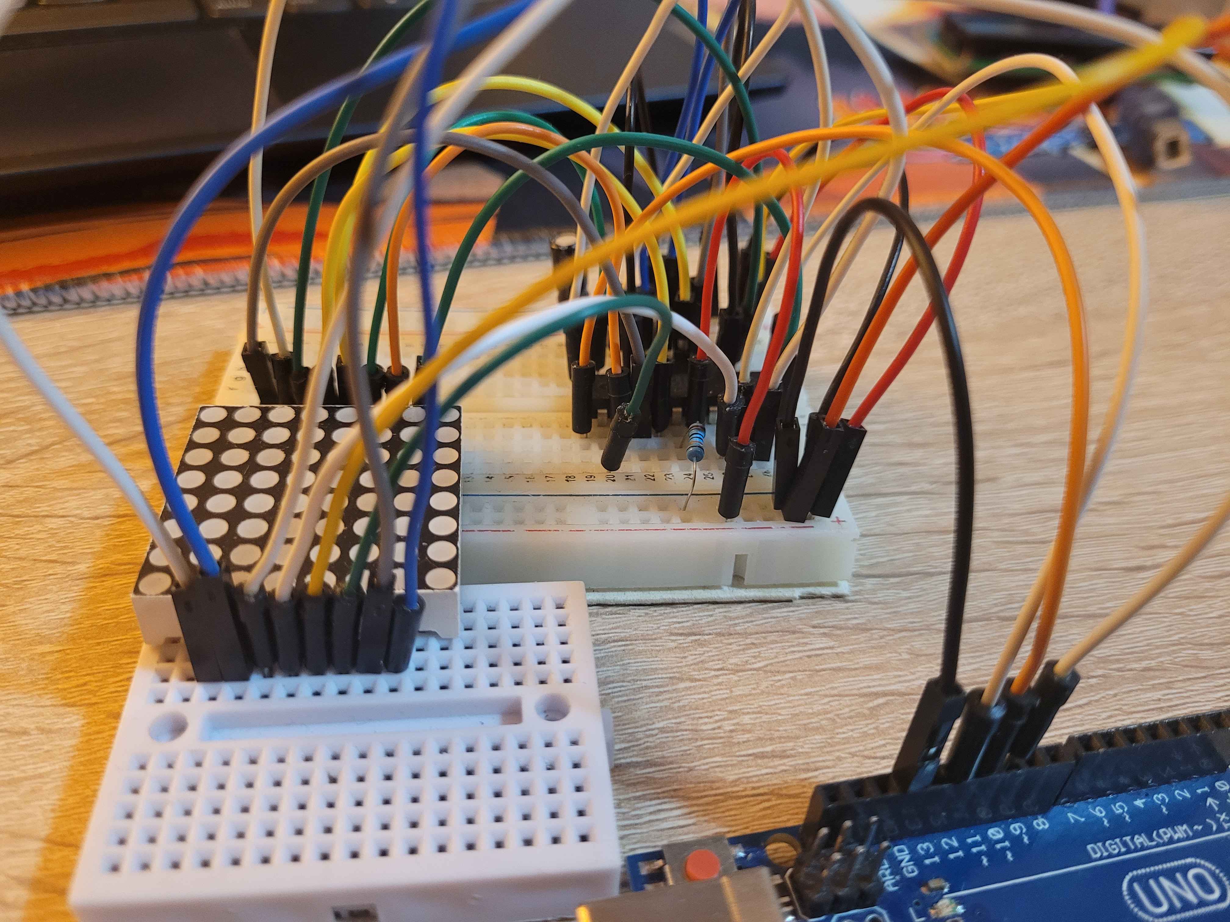 8x8 LED Matrix hardware problems - Arduino
